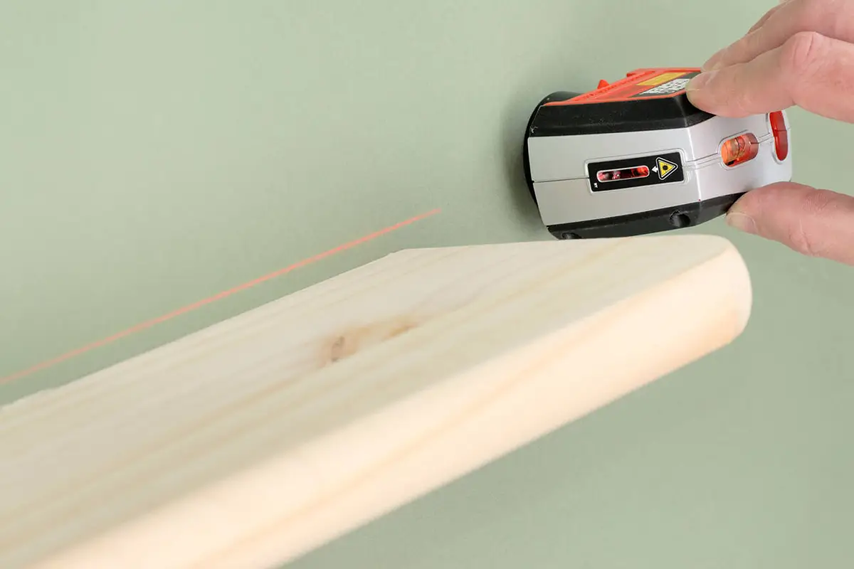 How to Properly Use a Laser Level? - Tools Trove