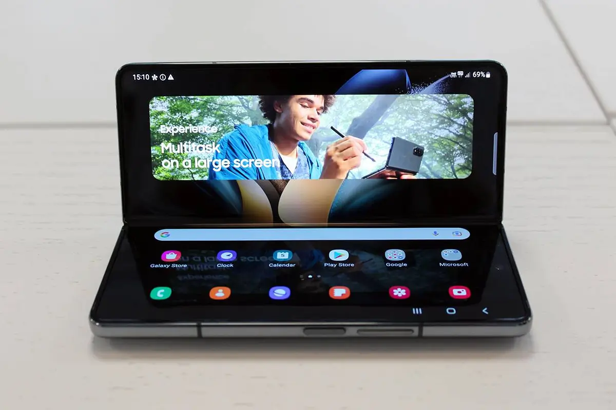 The Rise of Foldable Smartphones: Are They Worth It? - Tools Trove